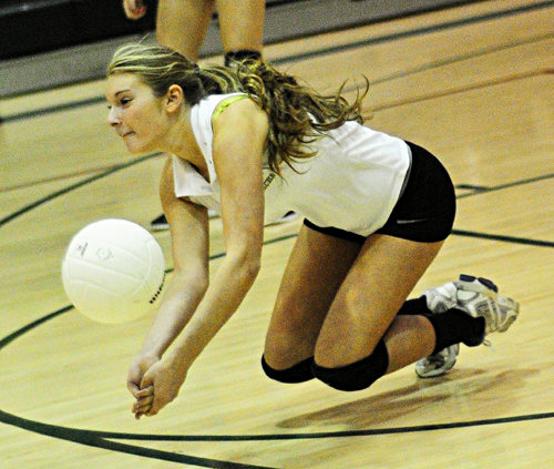 Girls Volleyball: All rosy for Greenport against Mercy - Riverhead News ...