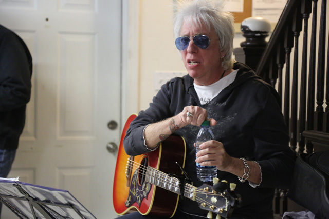 Rock & Roll Hall of Fame guitarist talks sobriety at Riverhead recovery ...