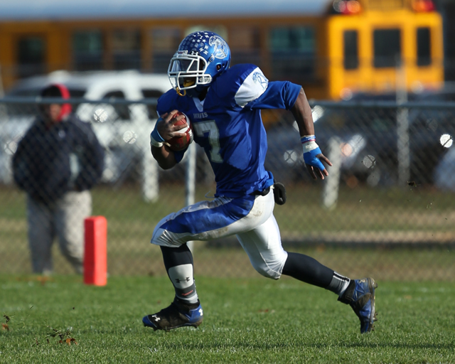 Football: Defense carries Riverhead to playoff win over Deer Park ...