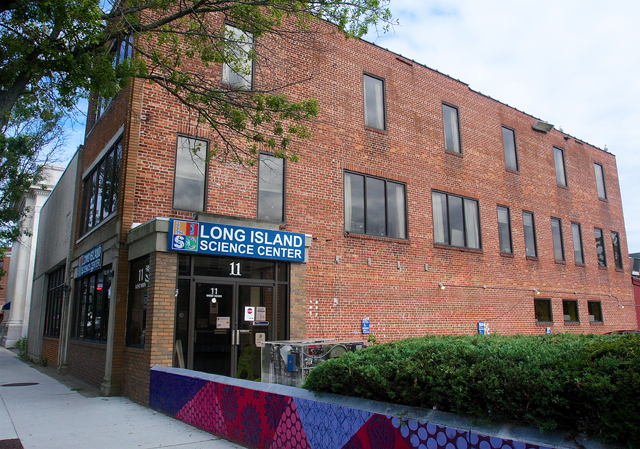 Long Island Science Center finds new home in Rocky Point - Riverhead ...