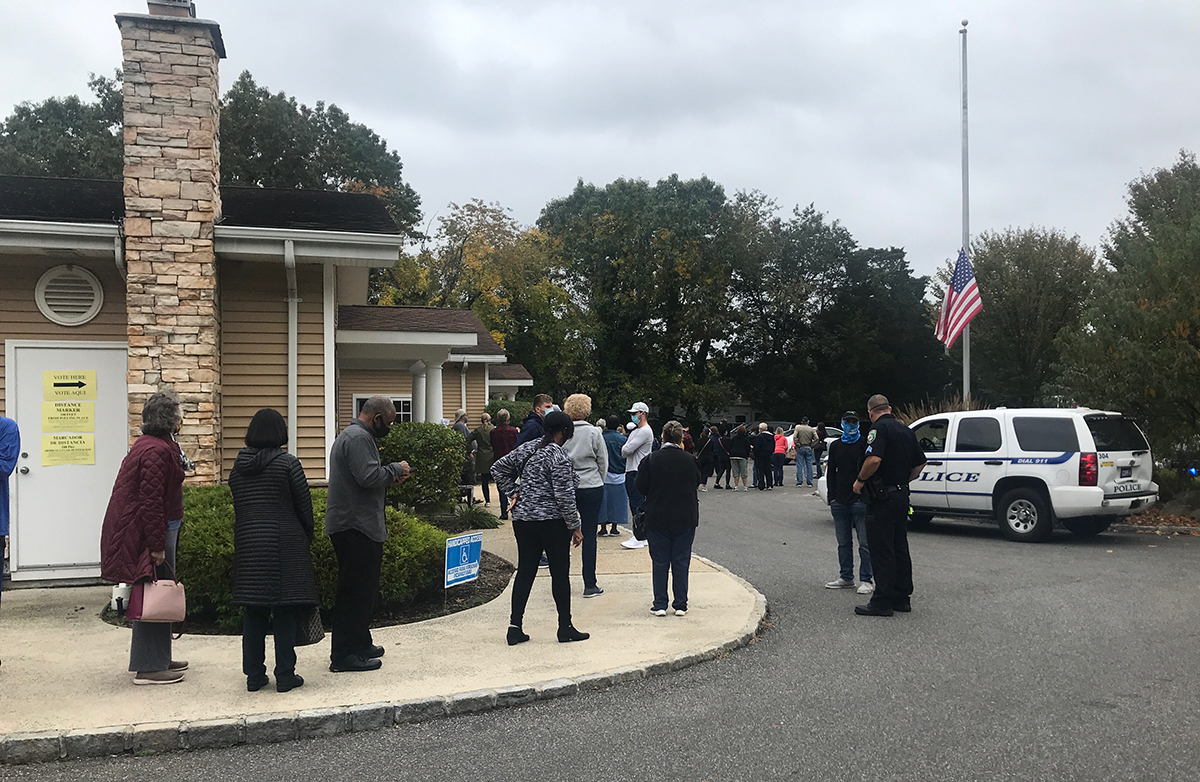 First day of early voting brings out the crowd in Riverhead and ...